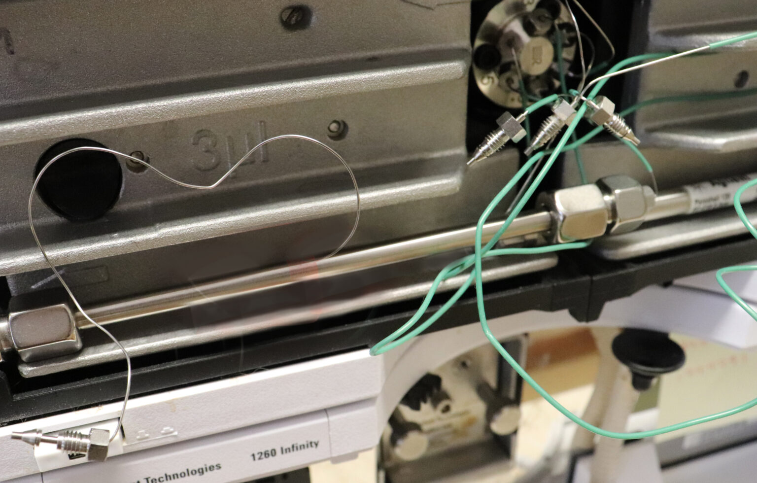 What to look out for when cleaning your HPLC system